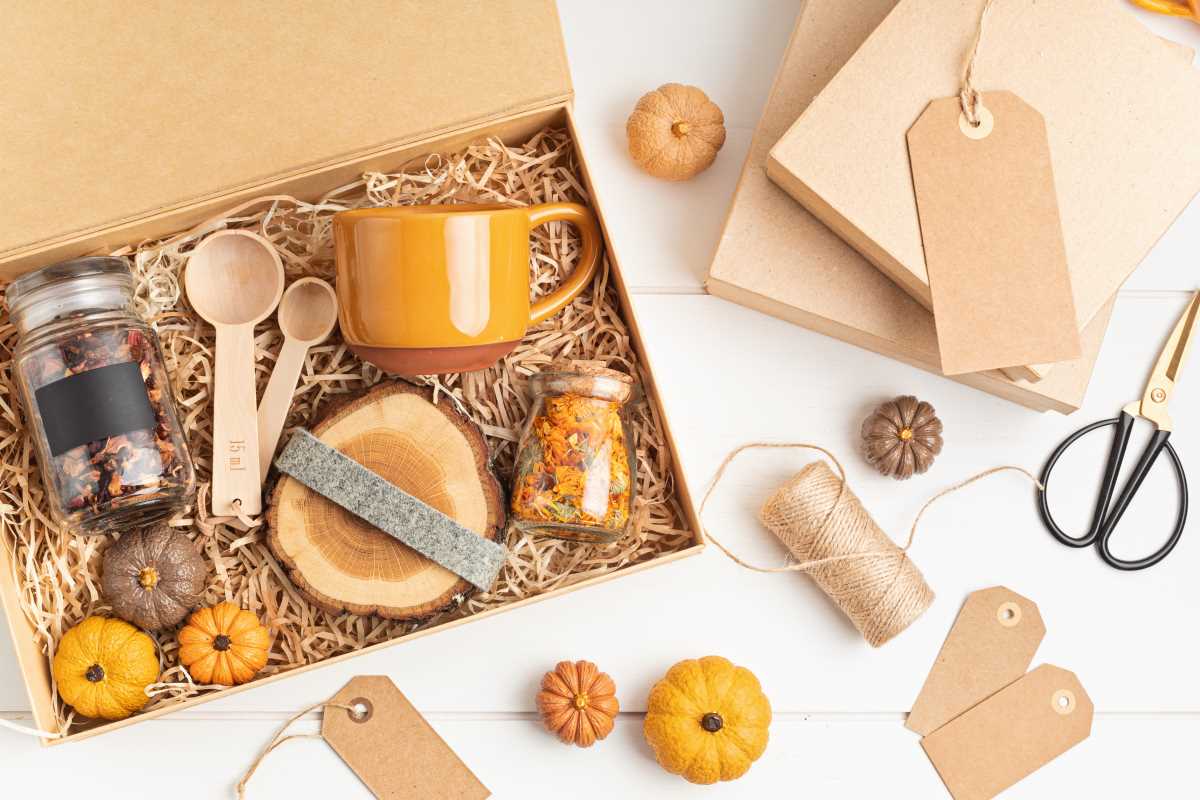 How to Curate Luxe Gift Baskets Using Discount Coupon Strategies